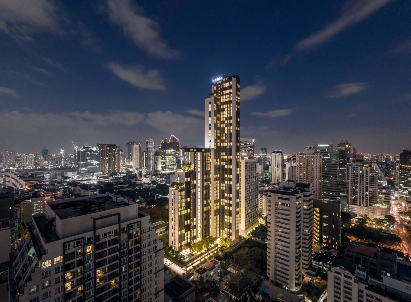 Noble BE19: Review of the Luxury Condo Near Asoke BTS - Thailand Projects